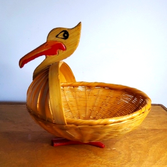 Vintage pelican wicker basket | Accents | Handcrafted Wicker Bird ...